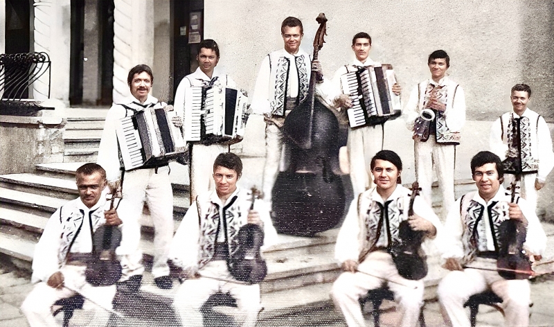 Arieș News Channel – Muzicanți autentici de la Câmpia Turzii: Iurian ...